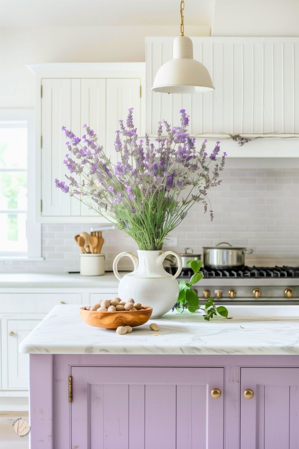 White Kitchens with a Pop of Color (Creative Ideas) - Kitchen Informant